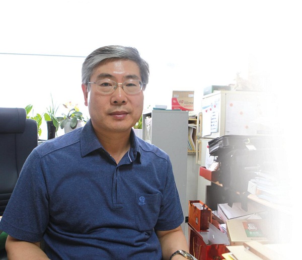 Professor Han Yoon-bong Wins ‘The Scientist of the Month Award